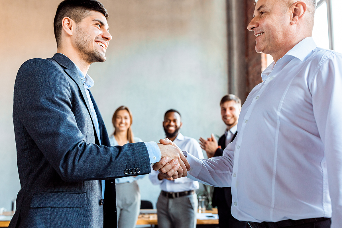 How to Choose the Right Outsourcing Partner | Blog | Cloudstaff